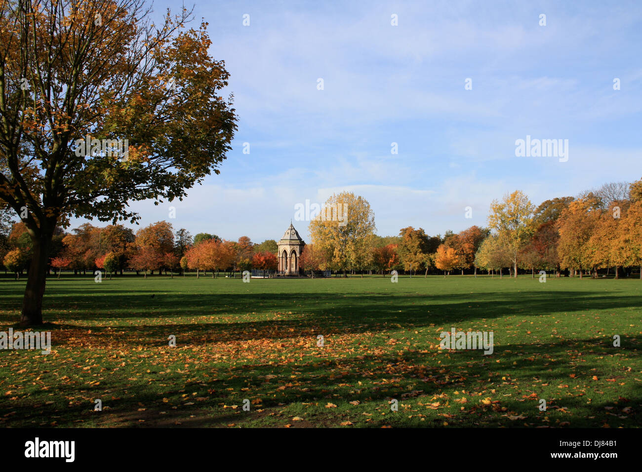 Victoria park london hi-res stock photography and images - Alamy