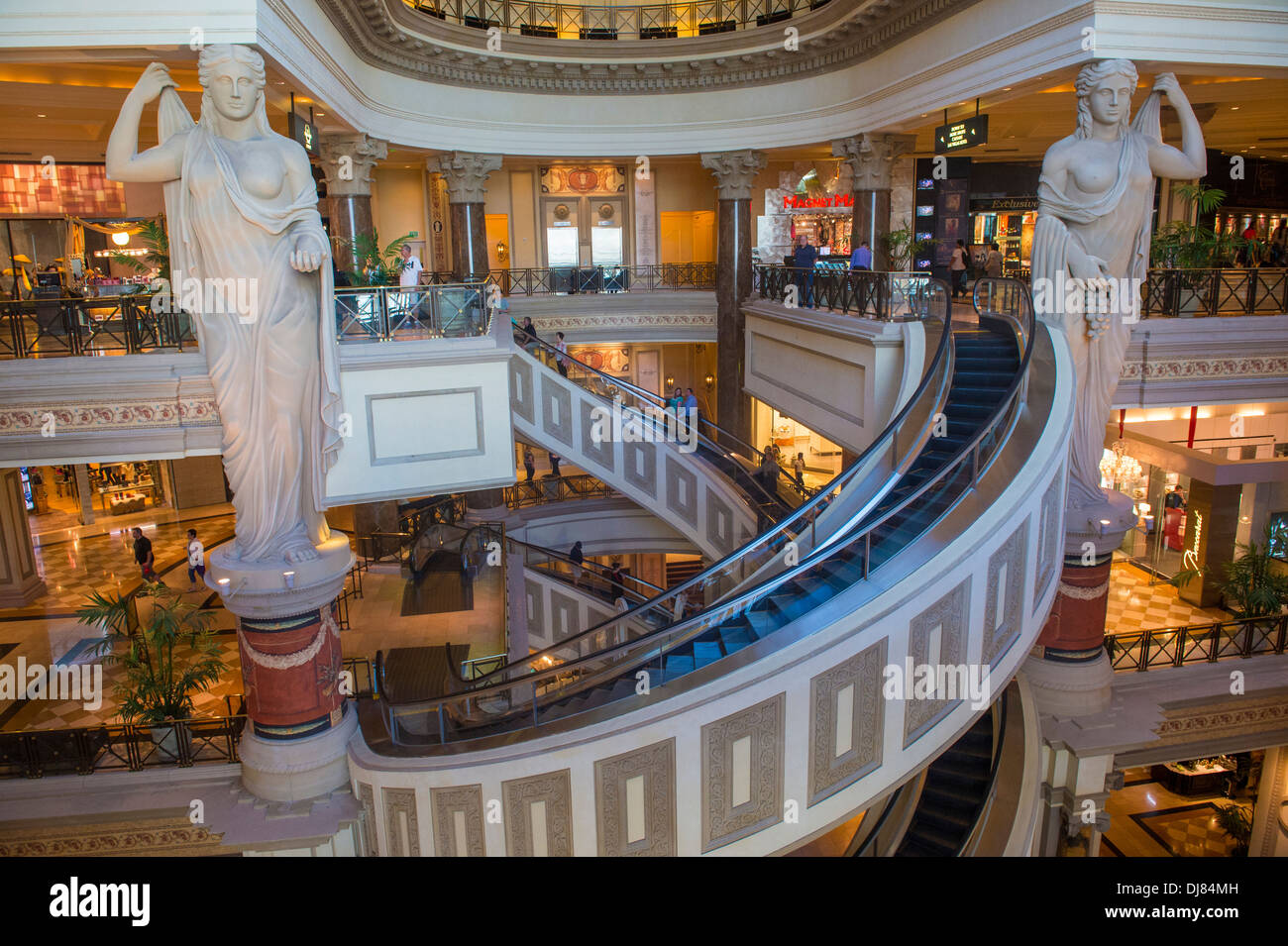 The Forum shopping mall in Las Vegas Stock Photo - Alamy