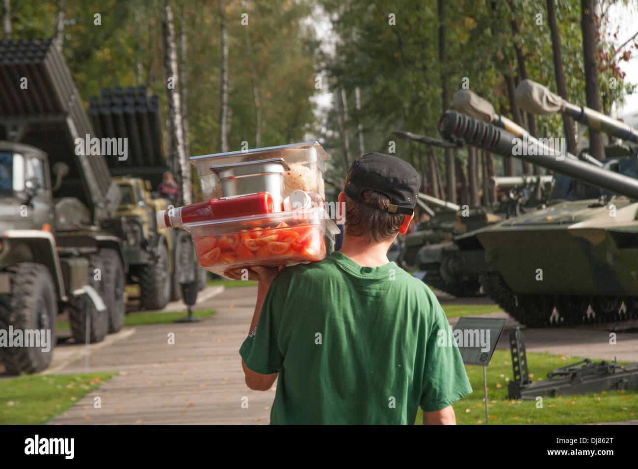 The cook delivers food in a lunch break during military exercises Stock ...