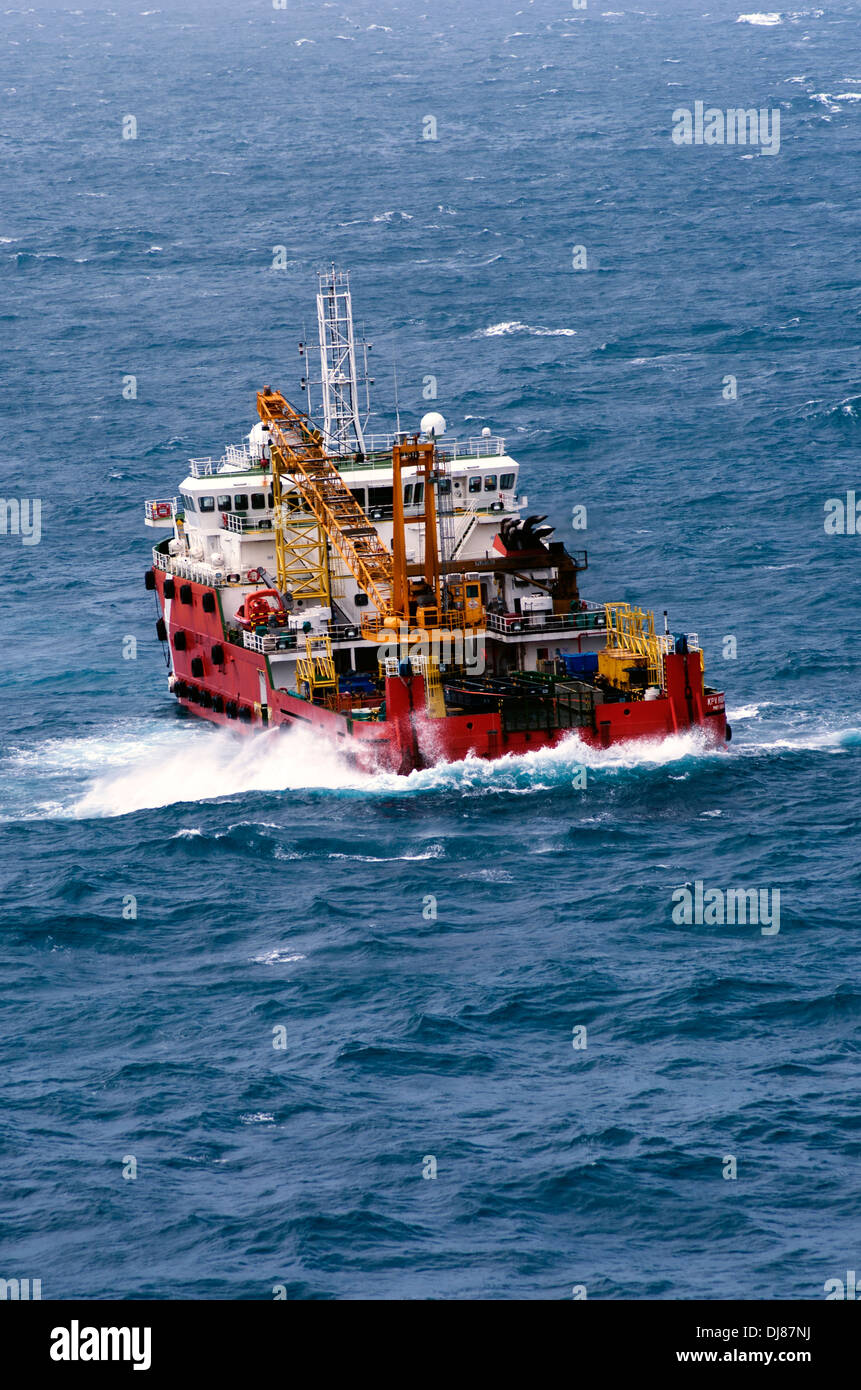 Offshore vessel hi-res stock photography and images - Alamy