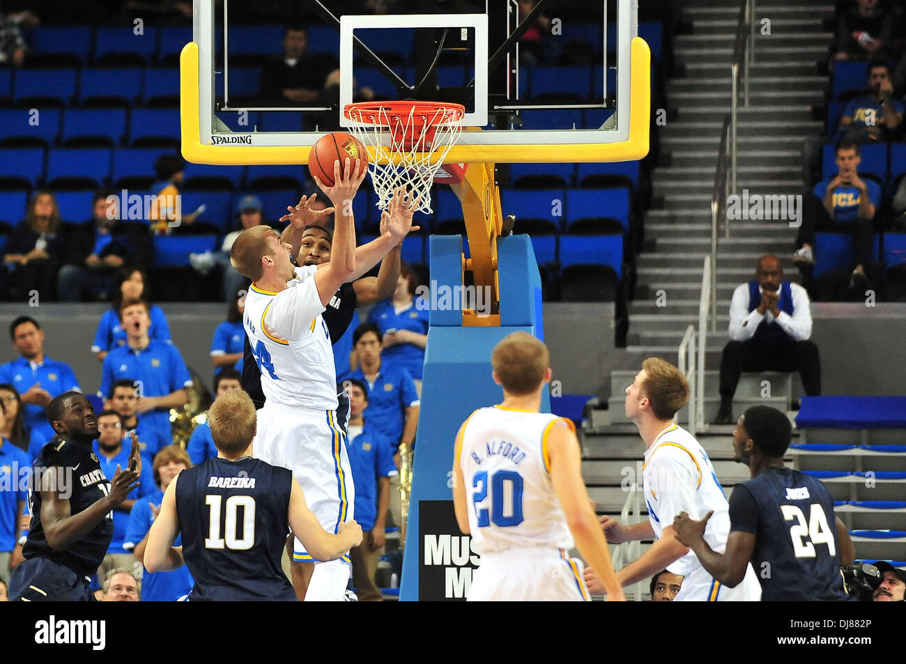Los Angeles, CA, USA. 24th Nov, 2013. UCLA Bruins forward Travis Wear ...