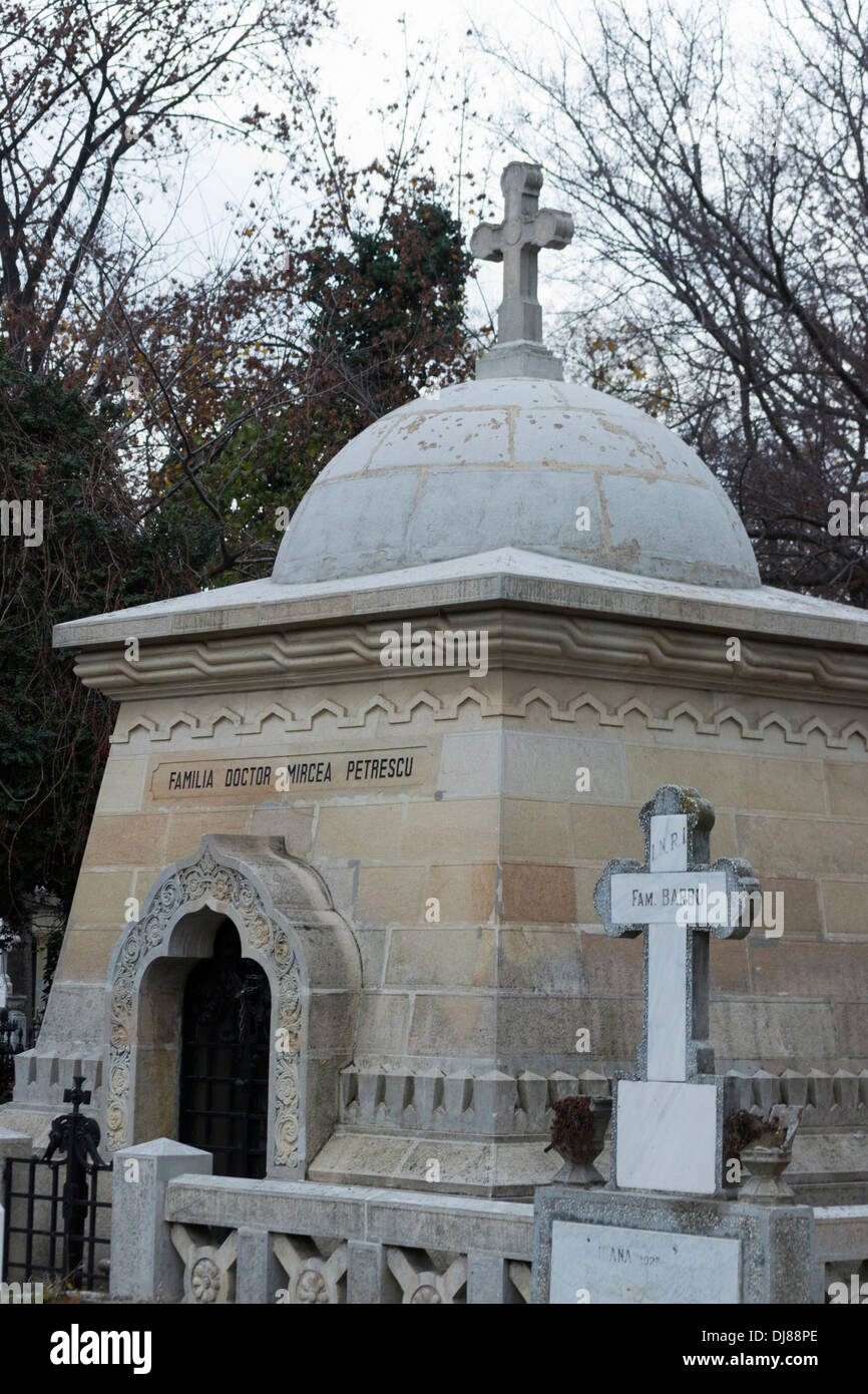Bucharest monuments hi-res stock photography and images - Alamy