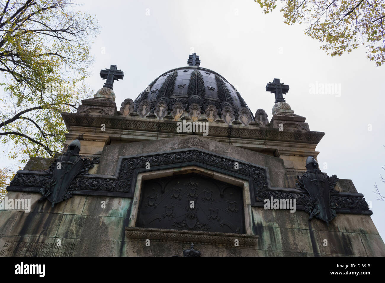 Gheorghe Grigore Cantacuzino tomb house in Bellu Orthodox Cemetery ...