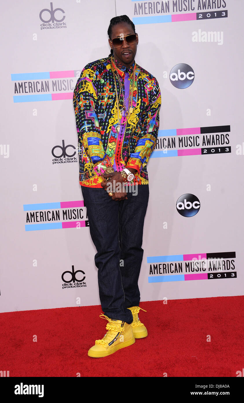 Los Angeles, California, USA. 24th Nov, 2013. 2 Chainz arrives for the ...