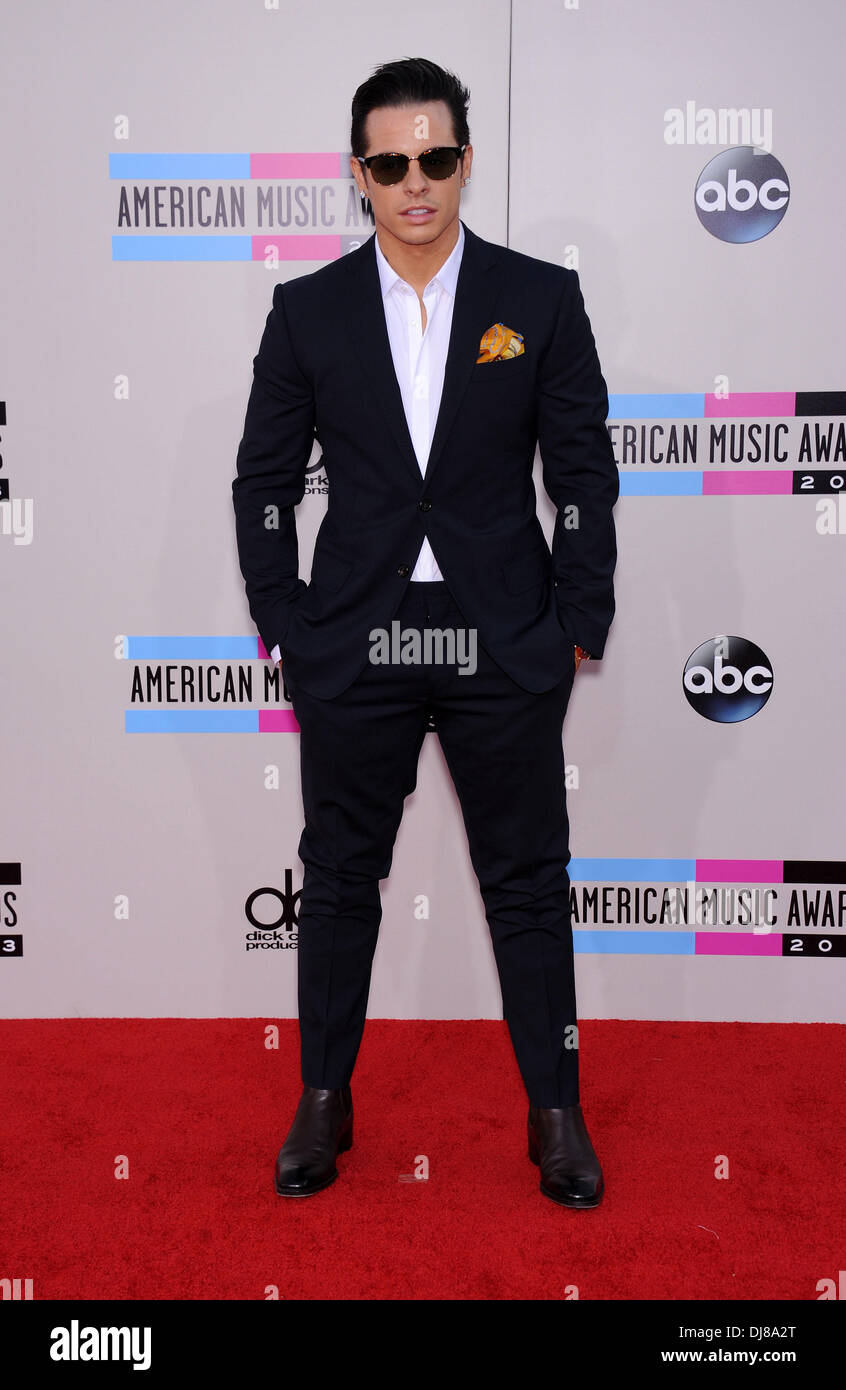 Los Angeles, California, USA. 24th Nov, 2013. Casper Smart arrives for ...