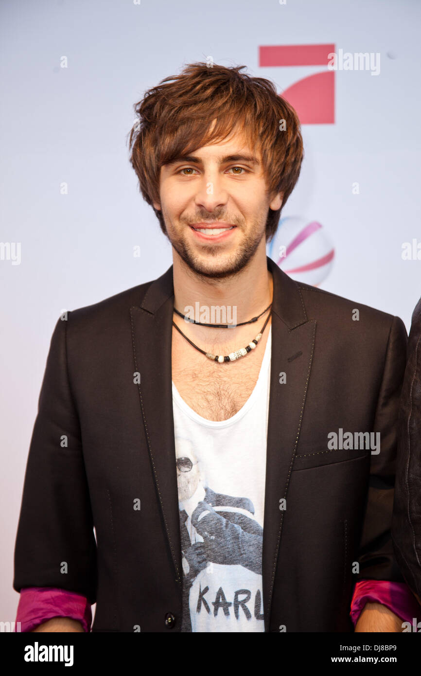 Max giesinger where hi-res stock photography and images - Alamy