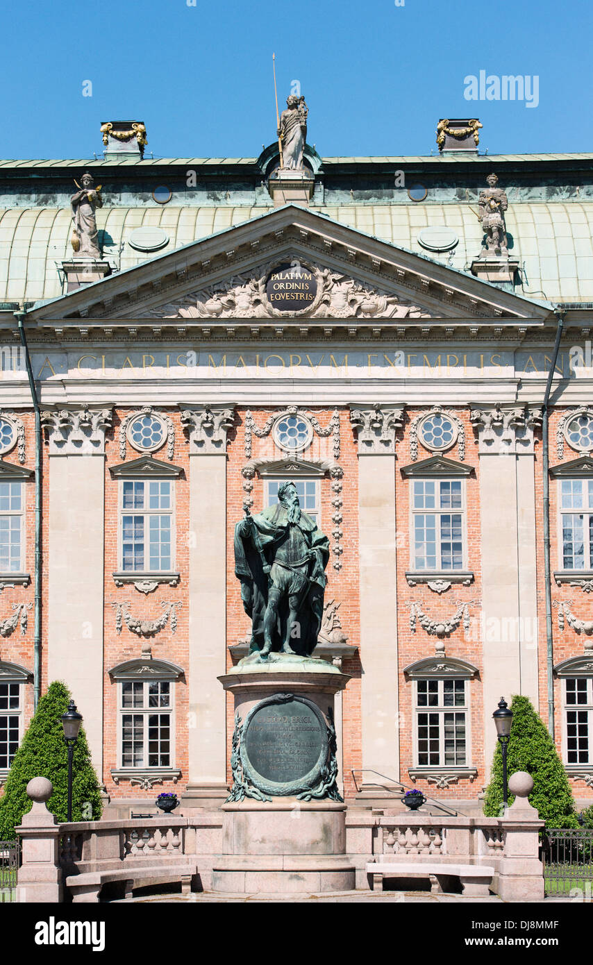 Riddarhuset (The House of Nobility) in Stockholm with the statue of ...