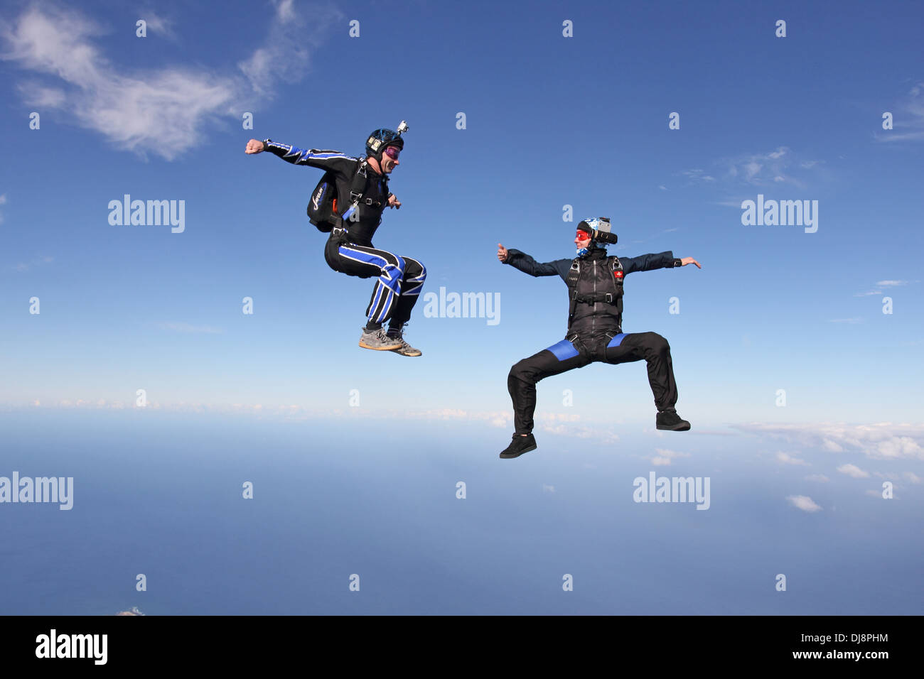 This freefly skydiving team is training together for the next ...