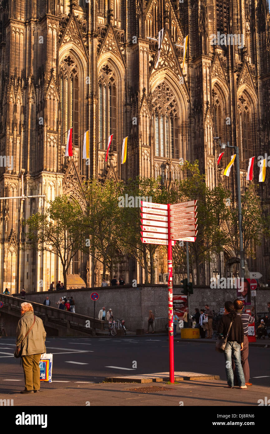 Cologne dom hi-res stock photography and images - Alamy