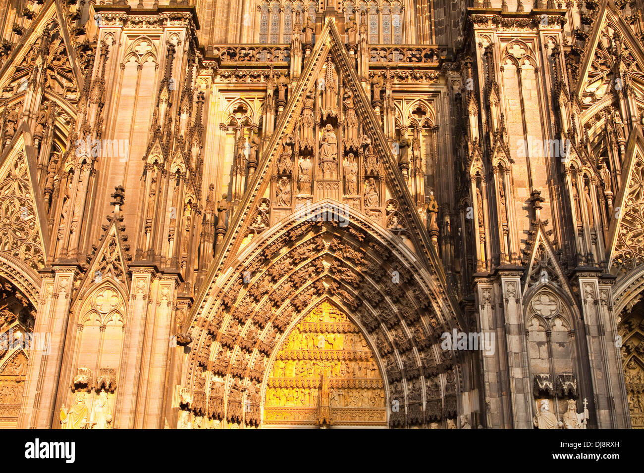 Cologne cathedral tympanum hi-res stock photography and images - Alamy