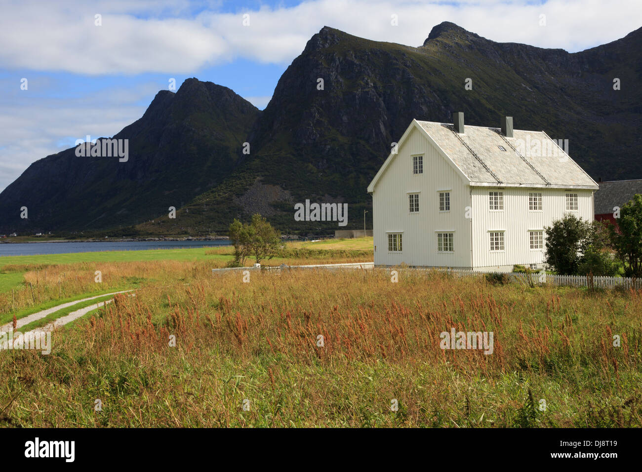Traditional wooden house, Lofoten Islands, Nordland, Norway ...