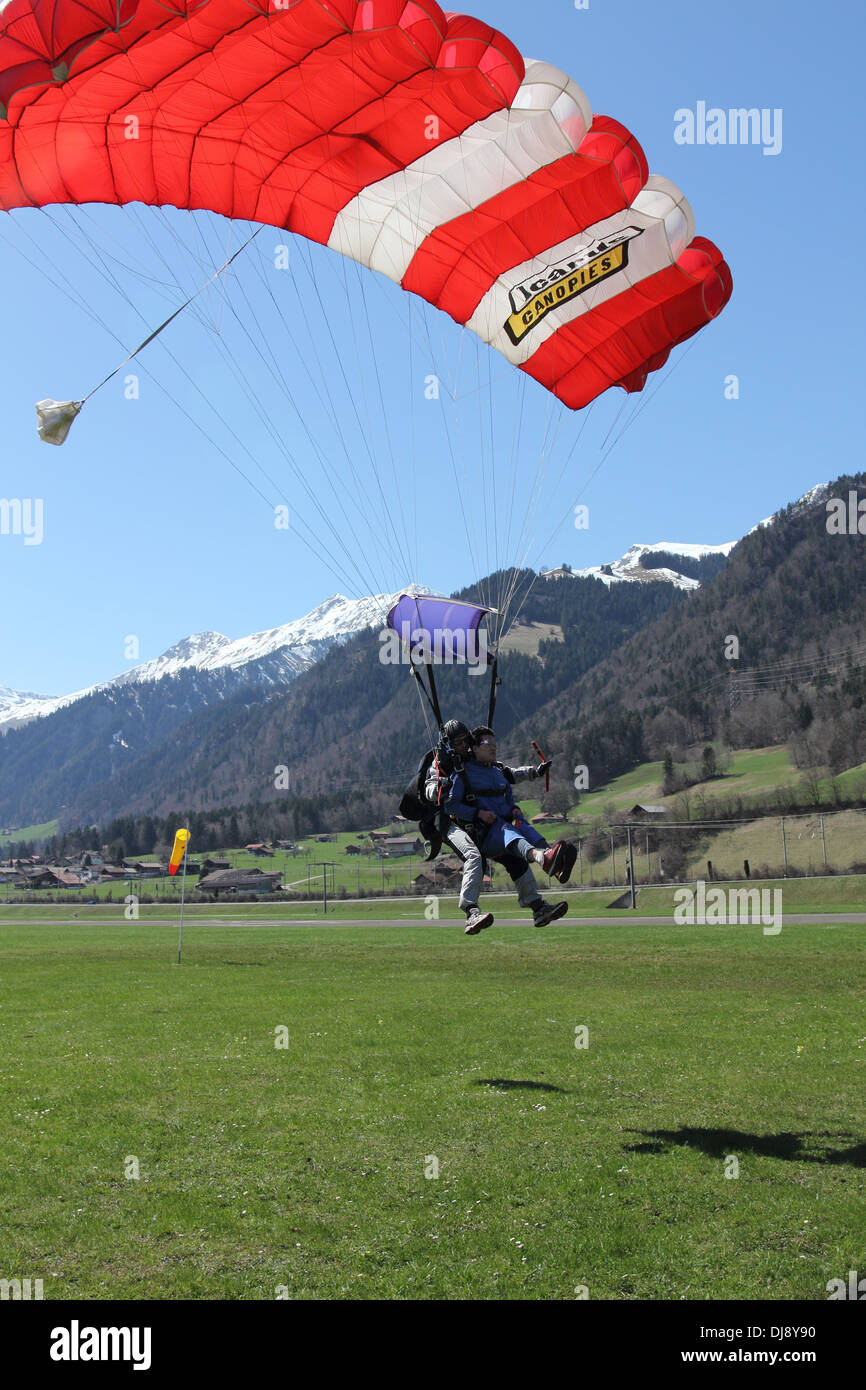 Landing area for skydivers hi-res stock photography and images - Alamy