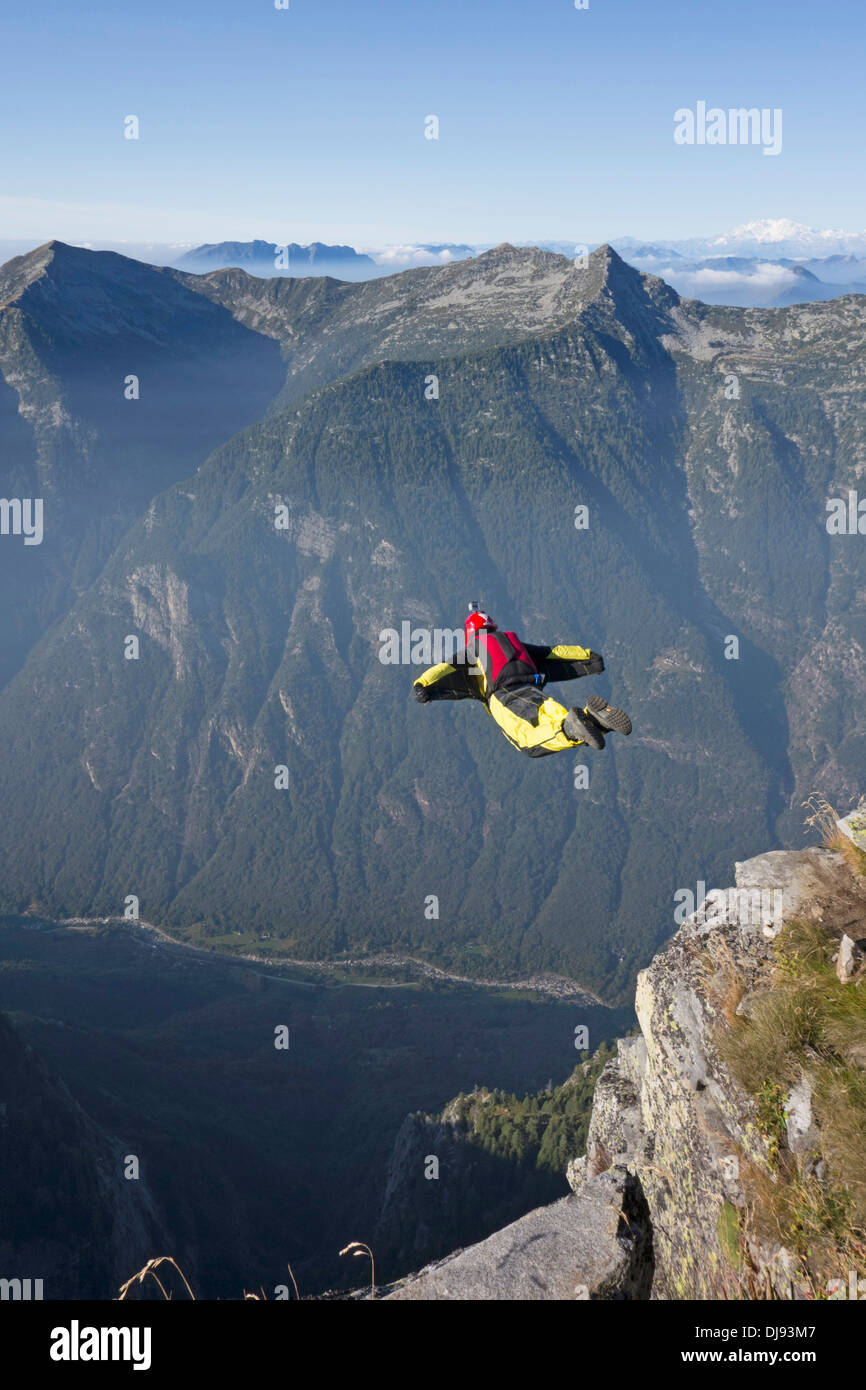 Base jumping hi-res stock photography and images - Alamy