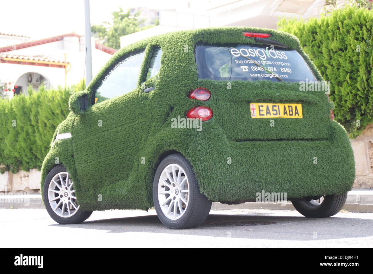 Smart car artifical grass cover hi-res stock photography and images - Alamy