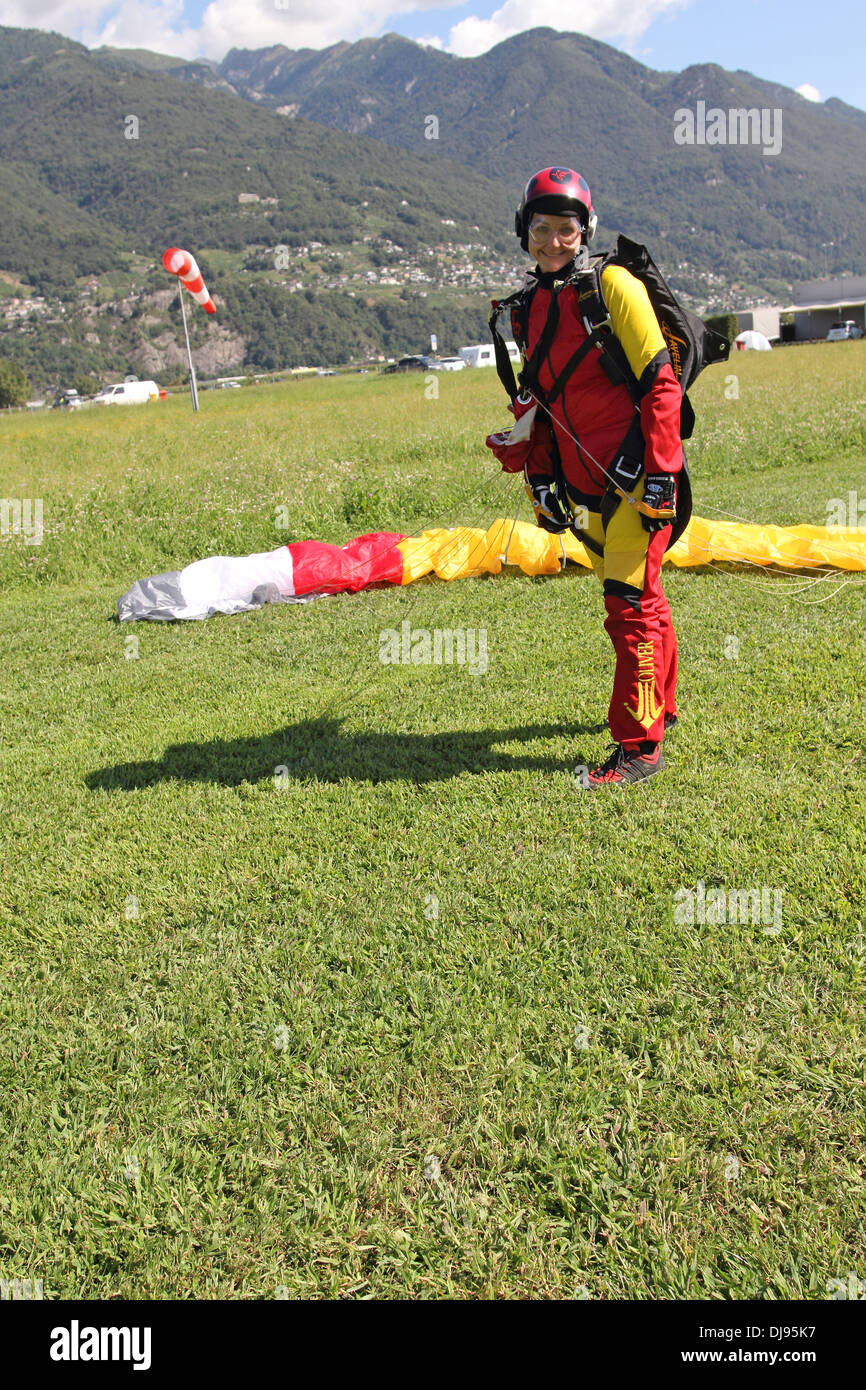 Woman after falling over hi-res stock photography and images - Alamy