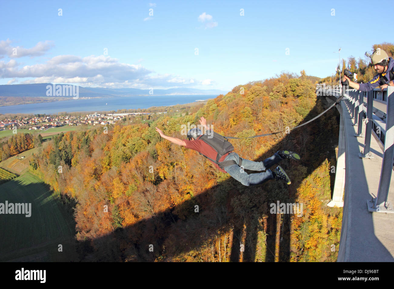 Bridge base jumper hi-res stock photography and images - Alamy