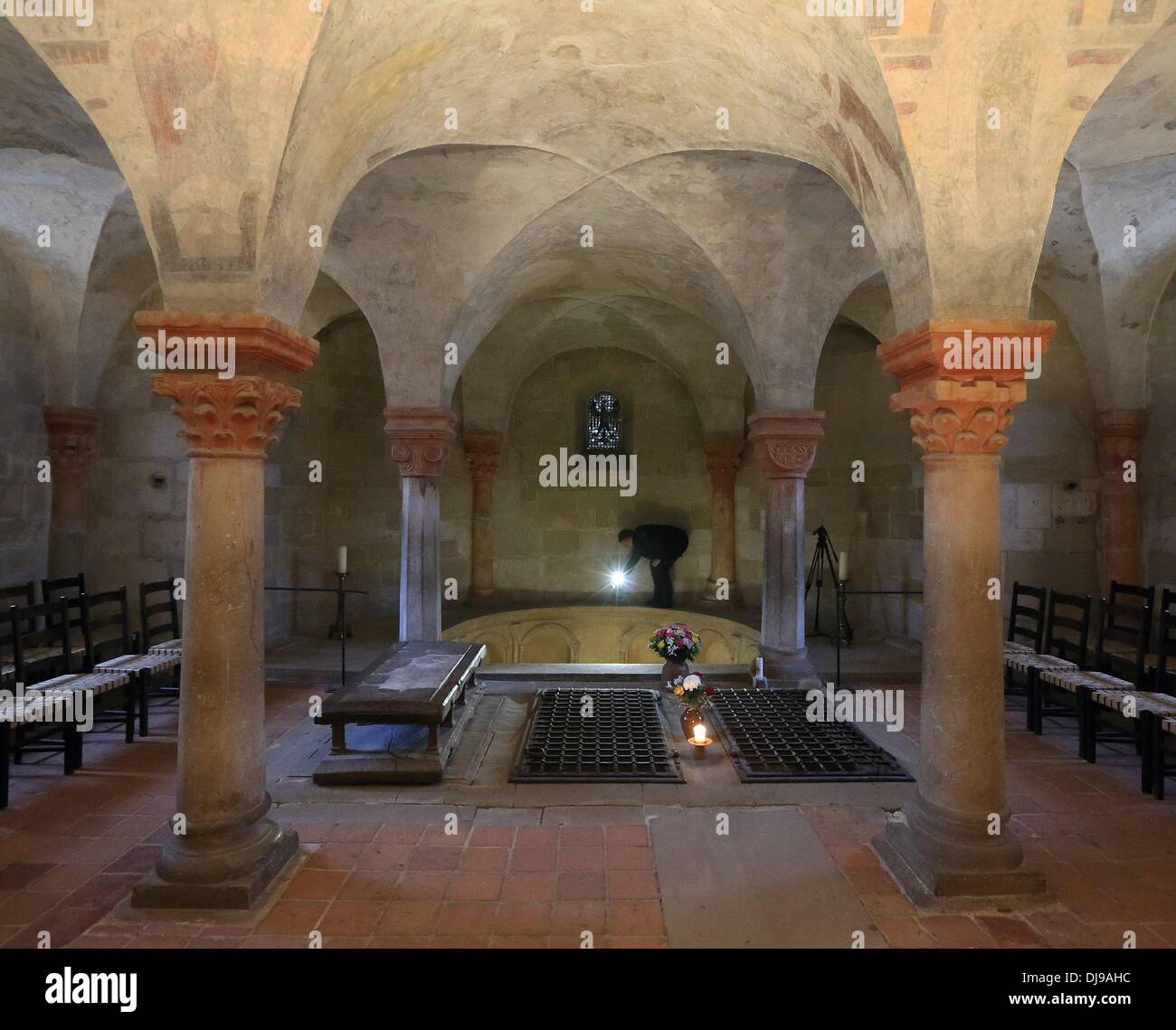 Quedlinburg, Germany. 18th Nov, 2013. A journalist films the Confessio ...
