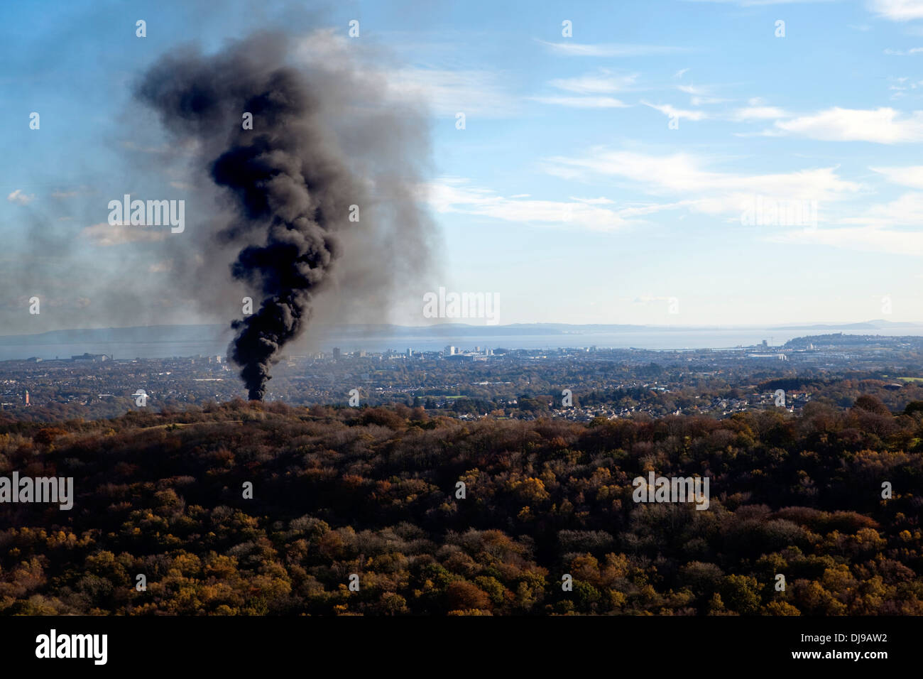 Smoke polluting atmosphere Stock Photo - Alamy