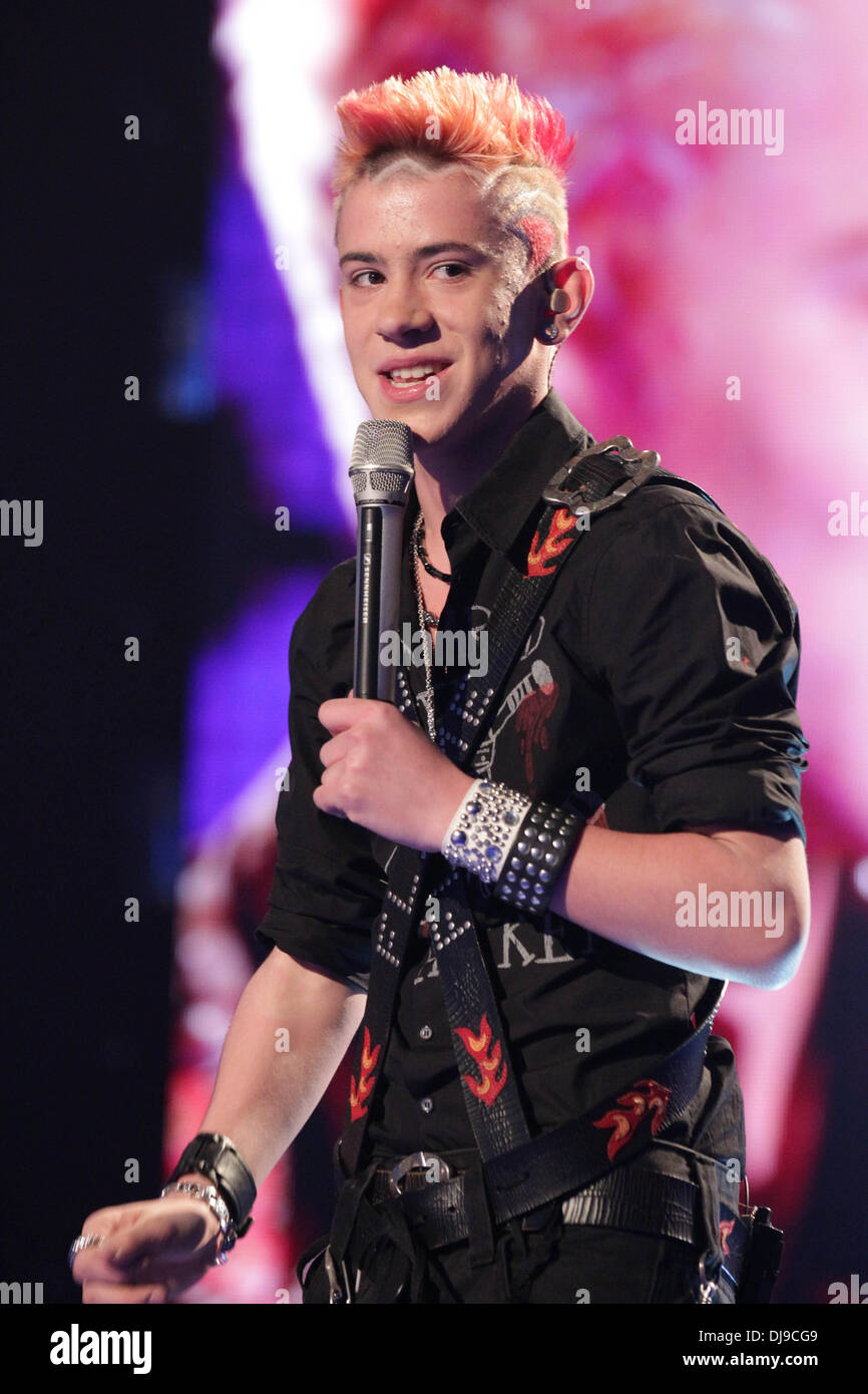 Daniele Negroni on German RTL TV show 'Deutschland sucht den Superstar ...