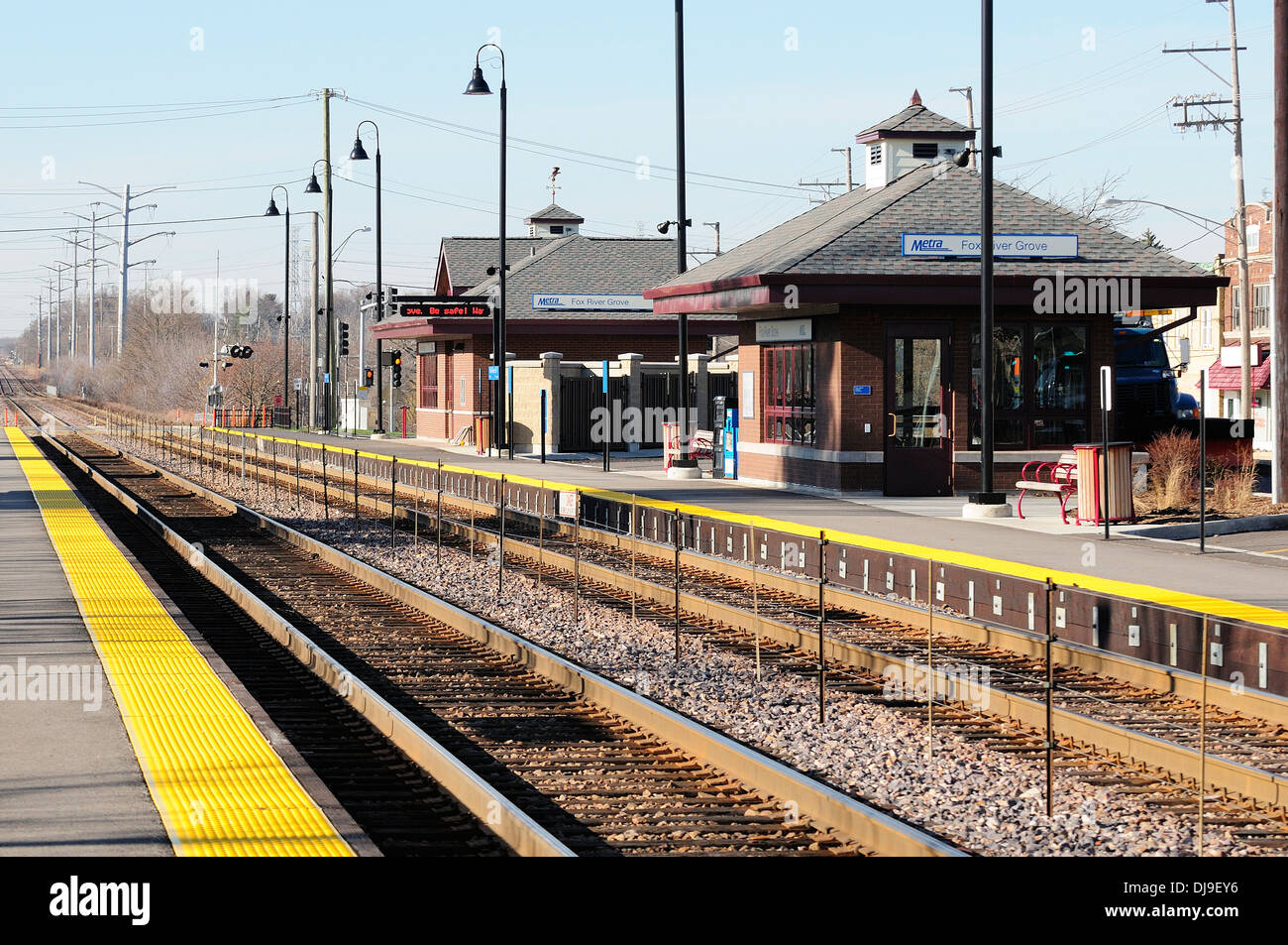 Suburban commuter rail line Stock Photo - Alamy