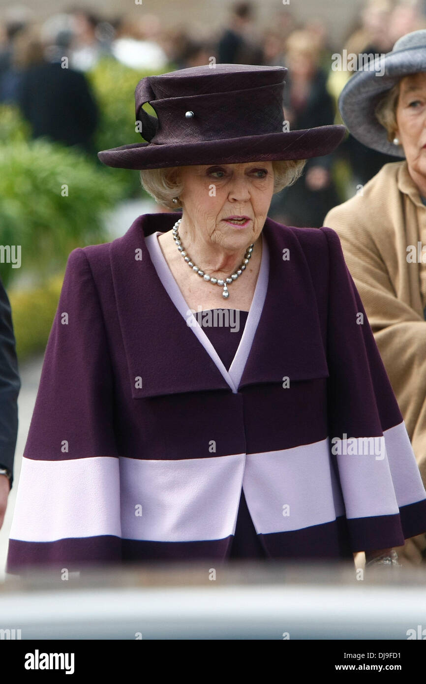 Queen Beatrix of The Netherlands and President Gauck of Germany open ...