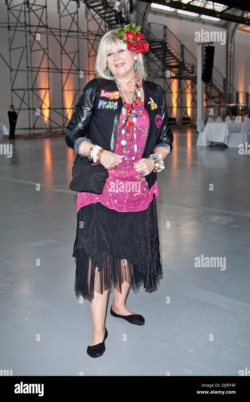 Anne Moerchen at a Next Art Generation gala honoring british artist ...