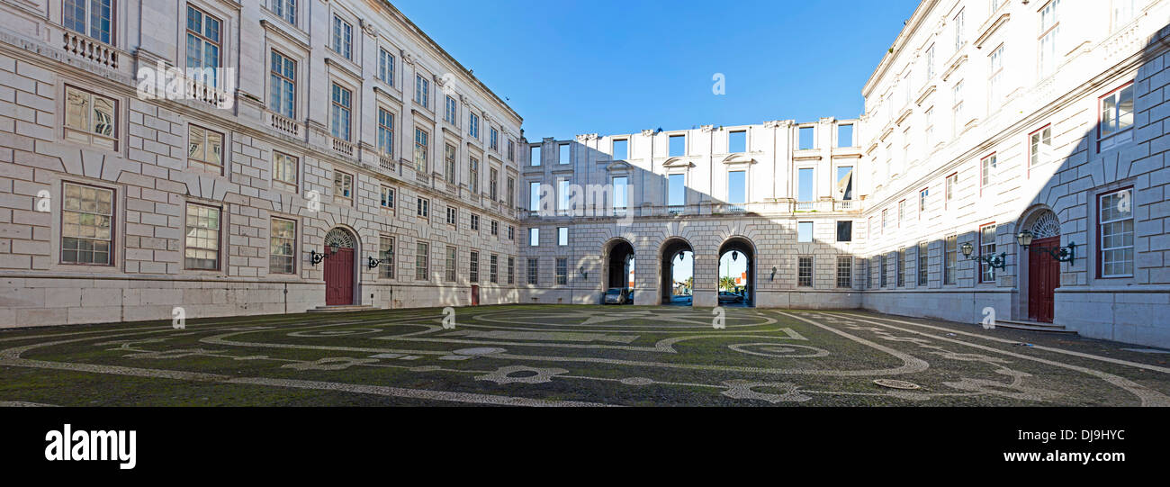 Neoclassical palace drawing hi-res stock photography and images - Alamy