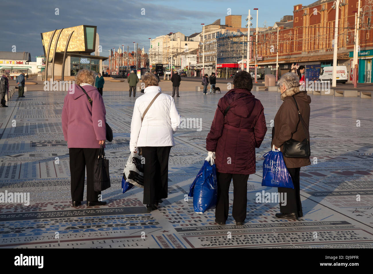 Blackpool city hall hi-res stock photography and images - Alamy
