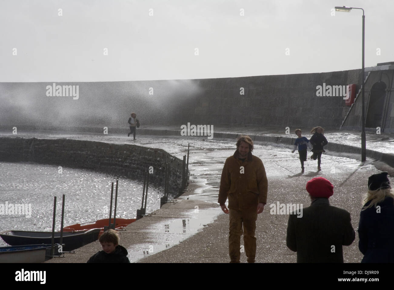 Waves crashing on through hi-res stock photography and images - Alamy