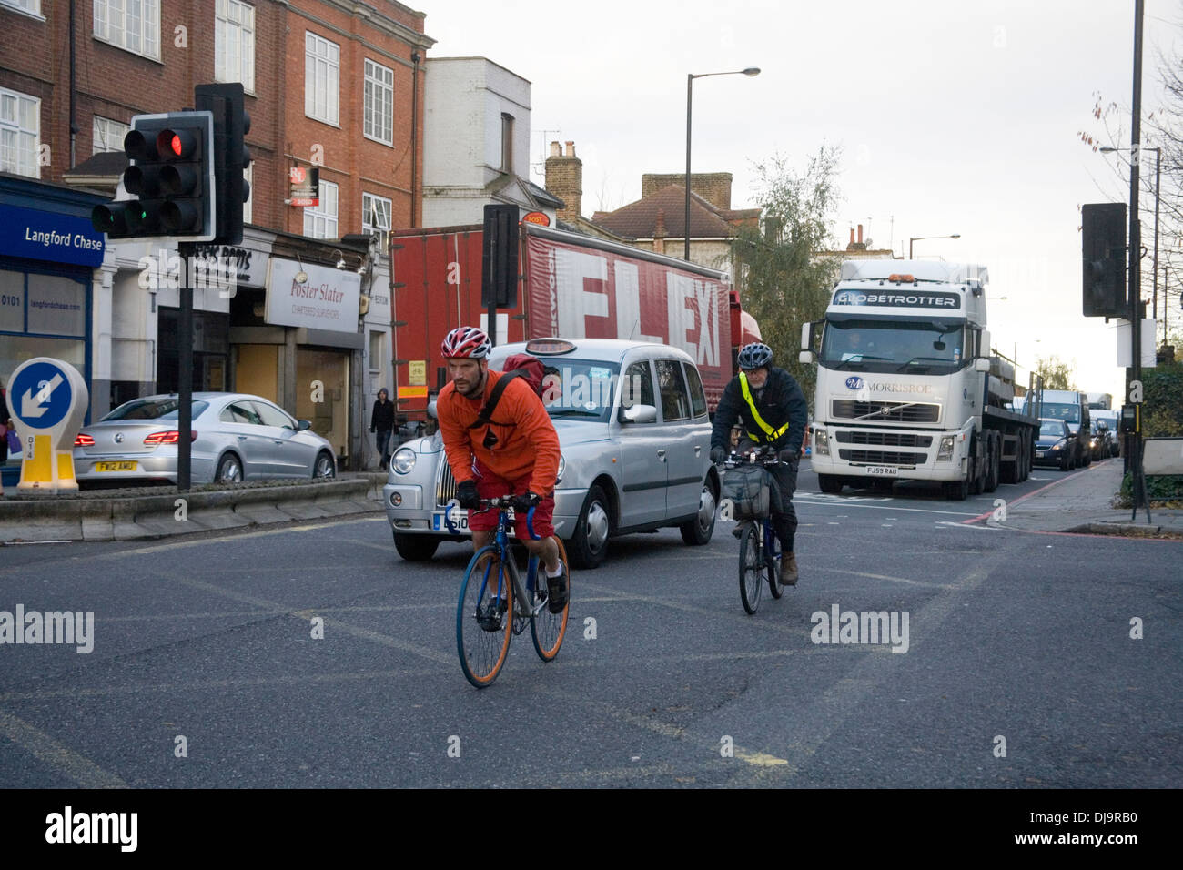 London lorry cycle hi-res stock photography and images - Alamy