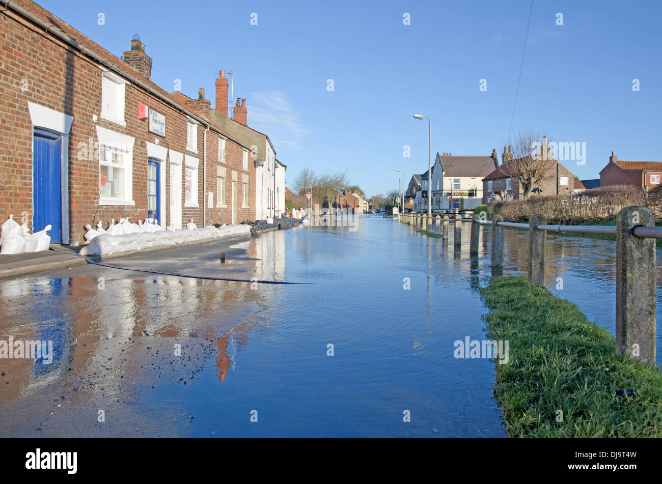 East yorkshire village burton fleming hi-res stock photography and ...