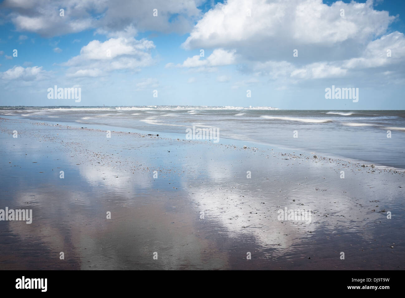 Sandwich kent beach hi-res stock photography and images - Alamy