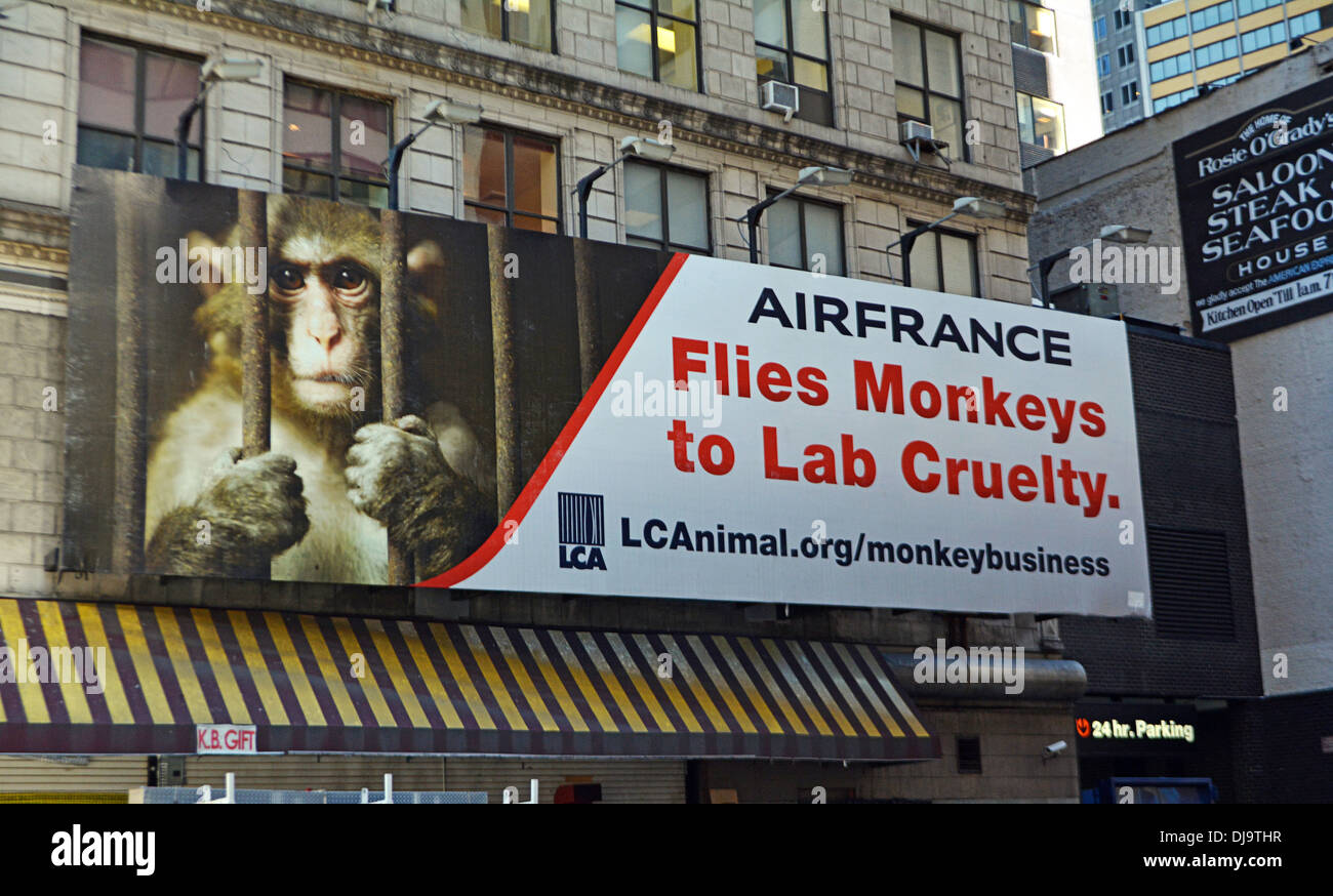 Perfume billboard hi-res stock photography and images - Alamy