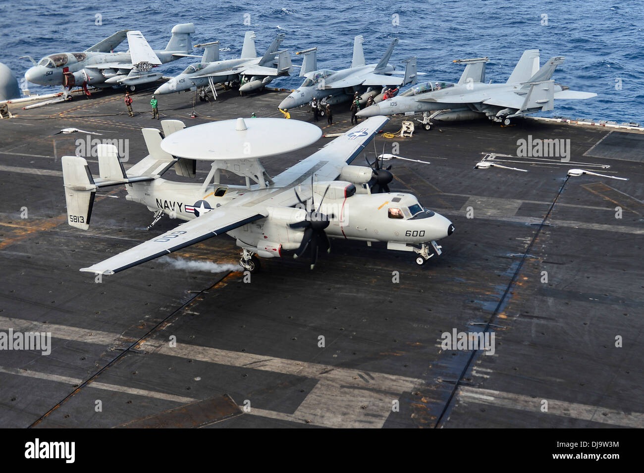 E-2C Hawkeye previously assigned to the Liberty Bells of Carrier ...