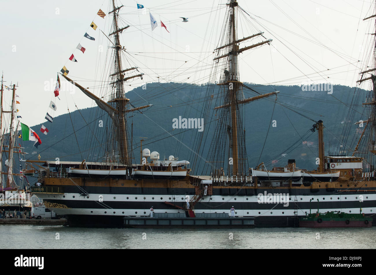 Europe, Italy, Liguria, La Spezia, Ship, Amerigo Vespucci, shrouds ...