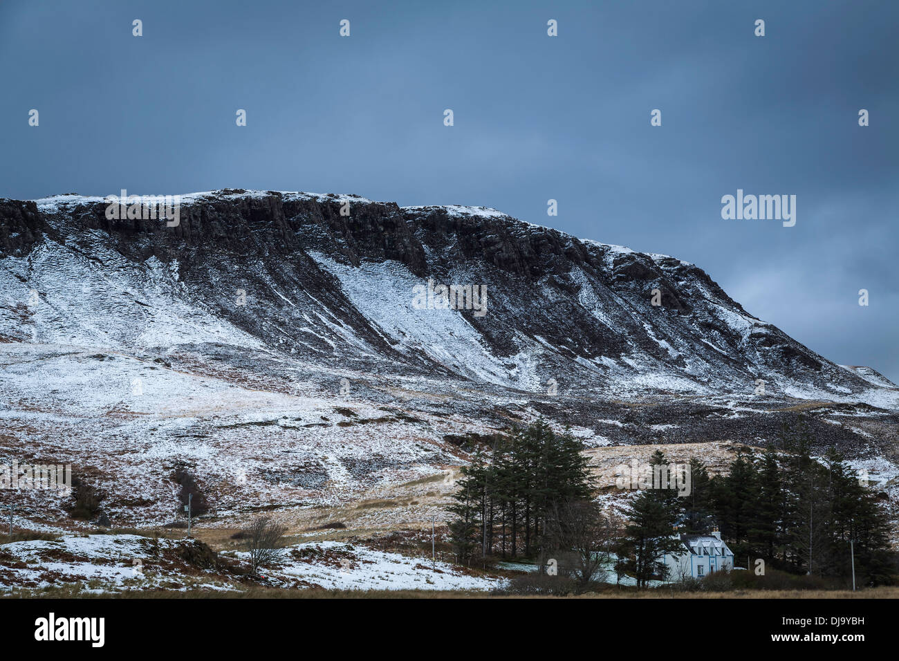 Scree slopes hi-res stock photography and images - Alamy