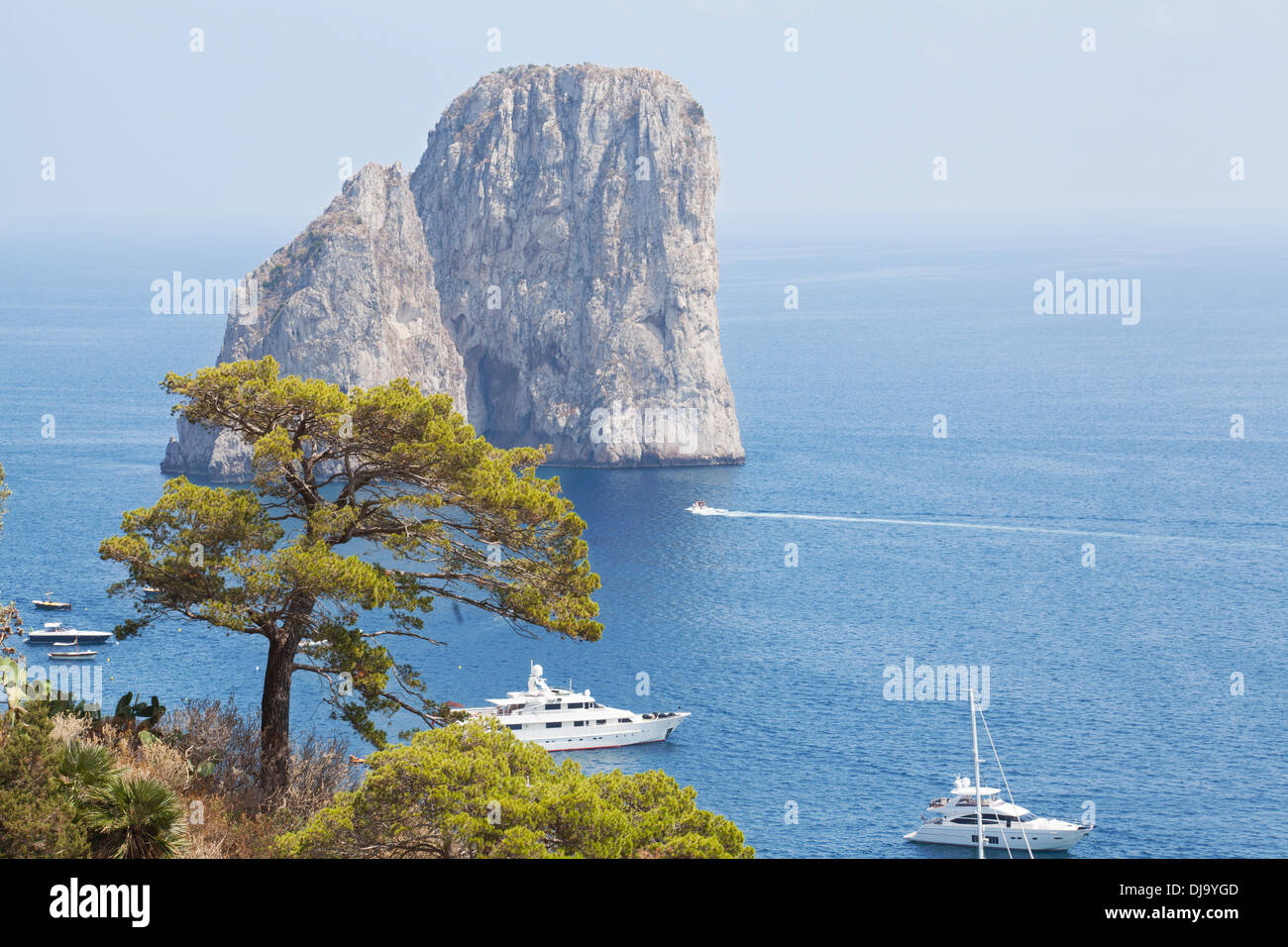 Faraglioni rock formations hi-res stock photography and images - Alamy