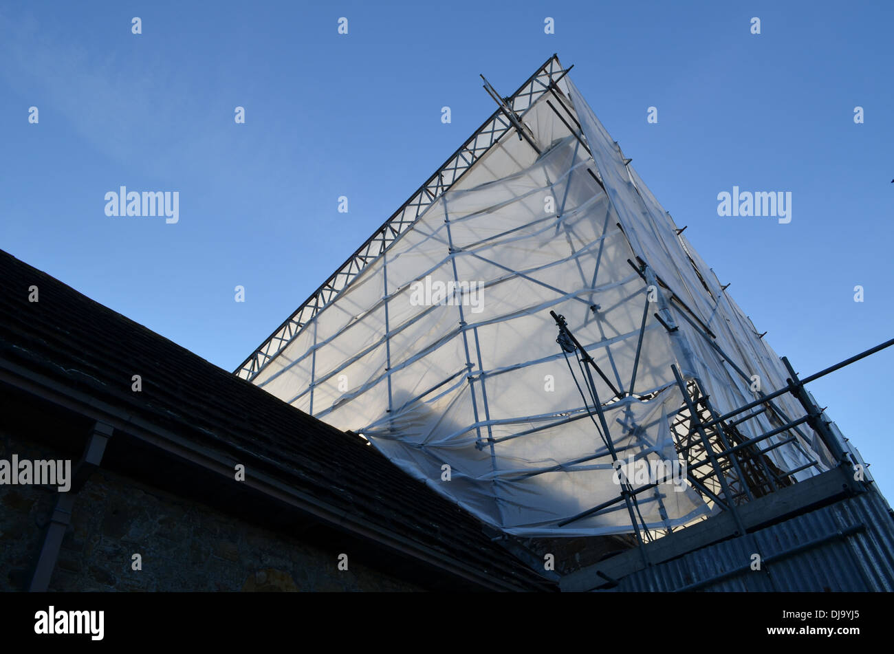 Blue sheeting hi-res stock photography and images - Alamy