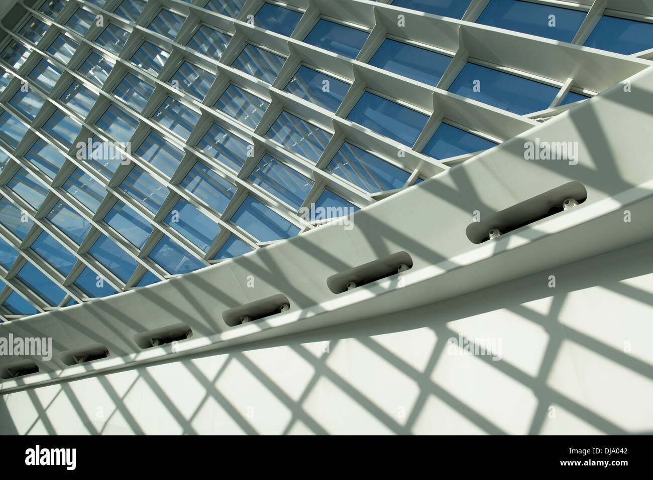 Windhover Hall in the Milwaukee Art Museum Stock Photo - Alamy