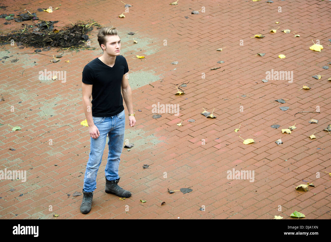 Large full figure hi-res stock photography and images - Alamy