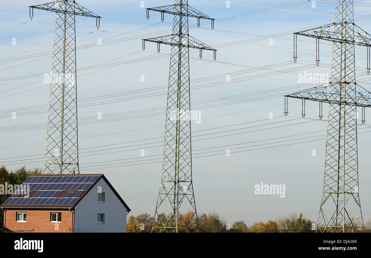 House electricity pylons hi-res stock photography and images - Alamy