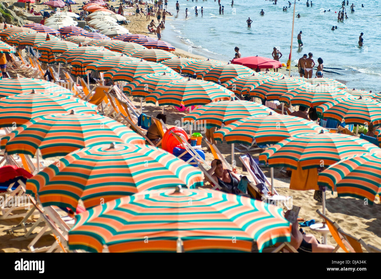 A crowded beach on a Mediterranean beach Stock Photo - Alamy