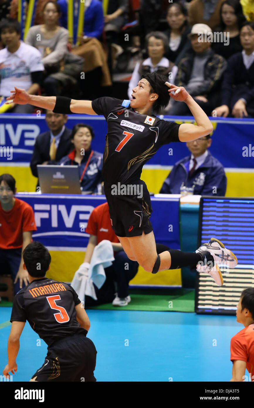 Tokyo Metropolitan Gymnasium, Tokyo, Japan. 24th Nov, 2013. Kunihiro Shimizu (JPN), NOVEMBER 24 ...