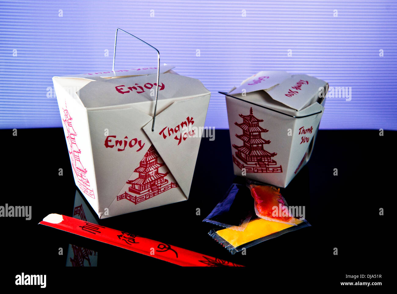 Takeout containers hi-res stock photography and images - Alamy