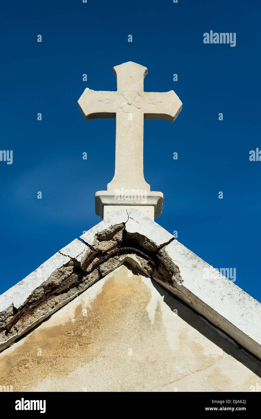 Decaying hi-res stock photography and images - Alamy