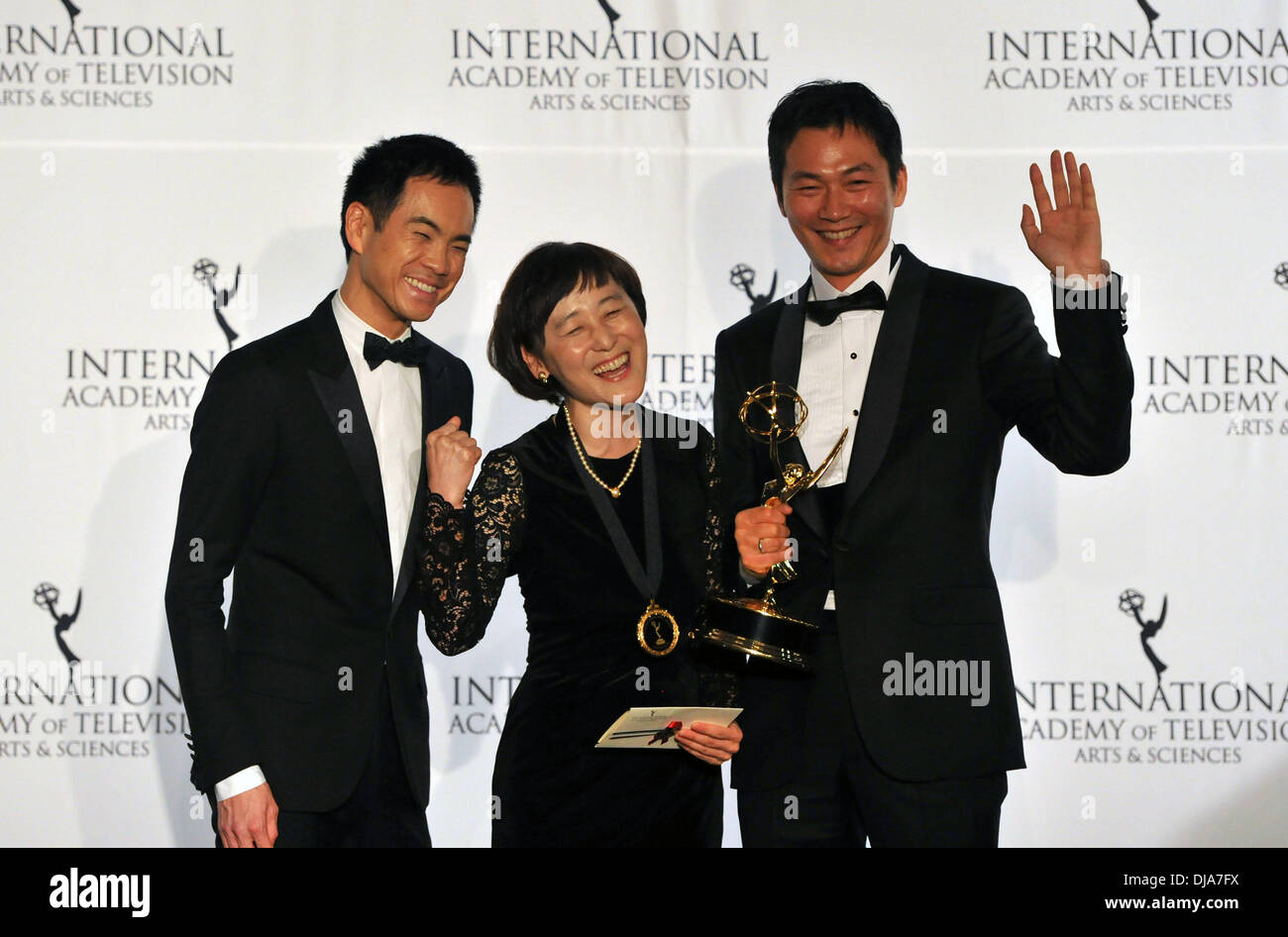 New York, NY, USA . 25th Nov, 2013. Violinist Richard O'Neill (L) poses ...