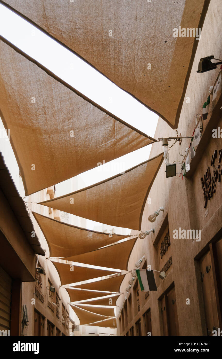 Vernacular architecture in middle east hi-res stock photography and ...