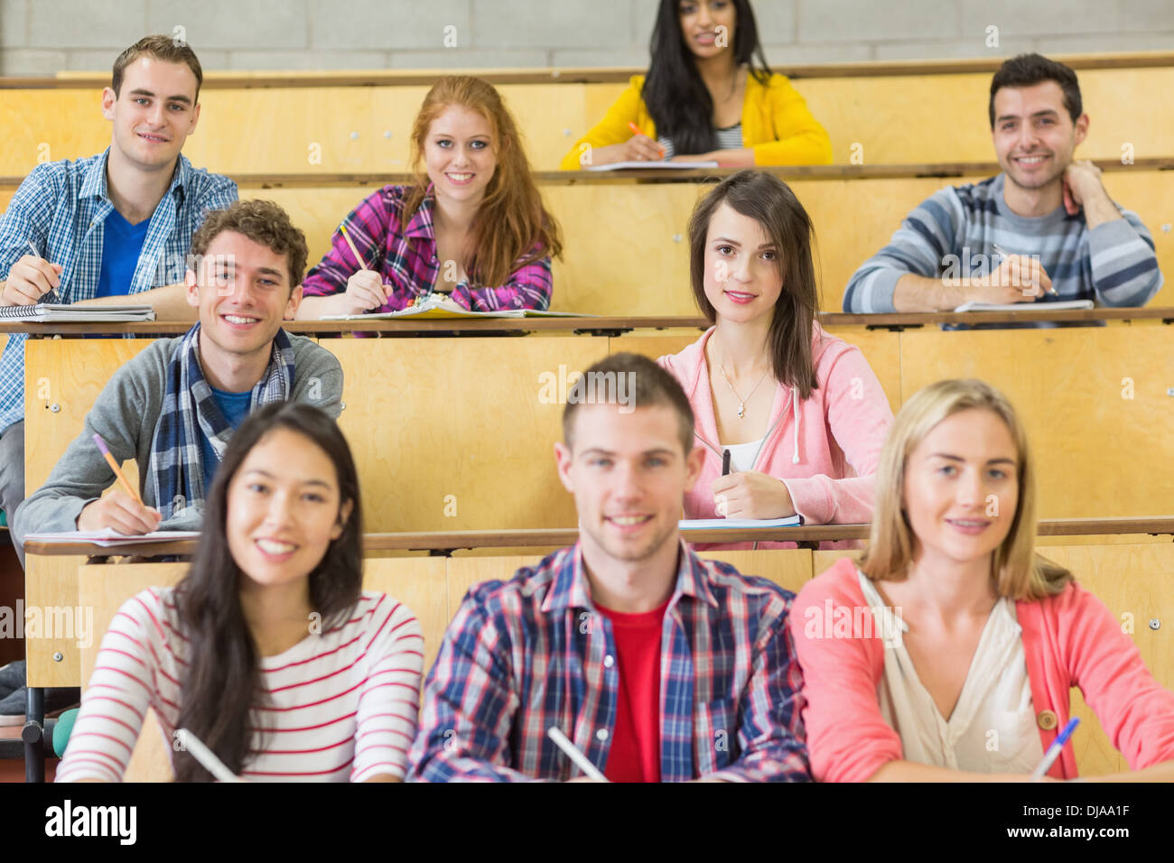 College students exam hall hi-res stock photography and images - Alamy