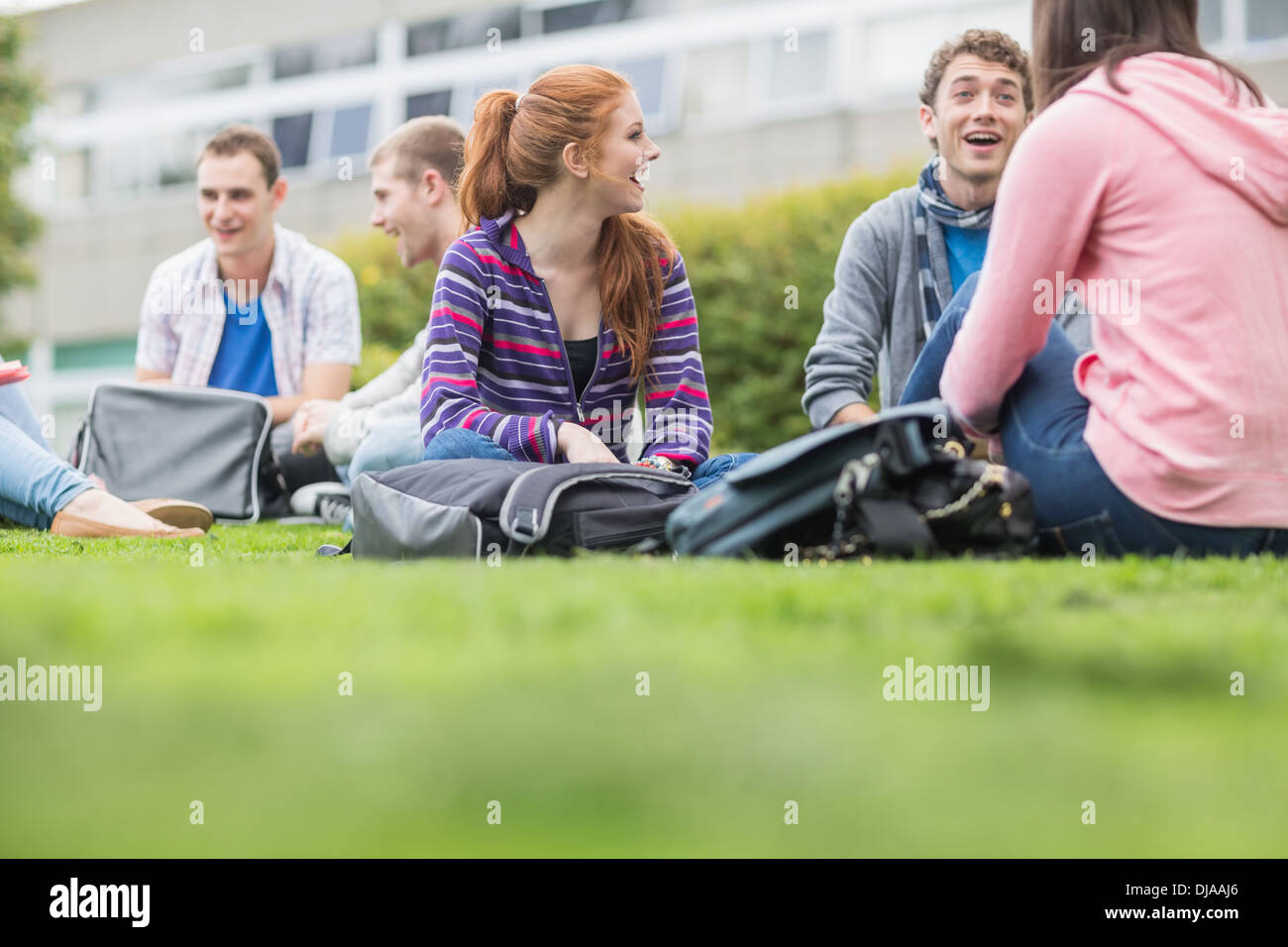 College students relaxing together hi-res stock photography and images ...