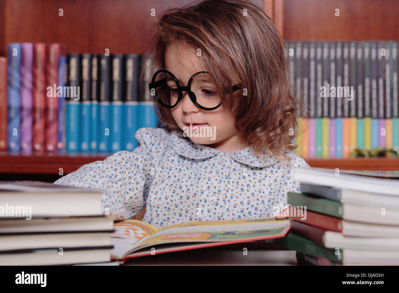 beautiful caucasian girl in the library Stock Photo - Alamy